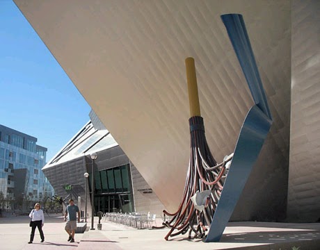 A Rês Pública: CLAES OLDENBURG