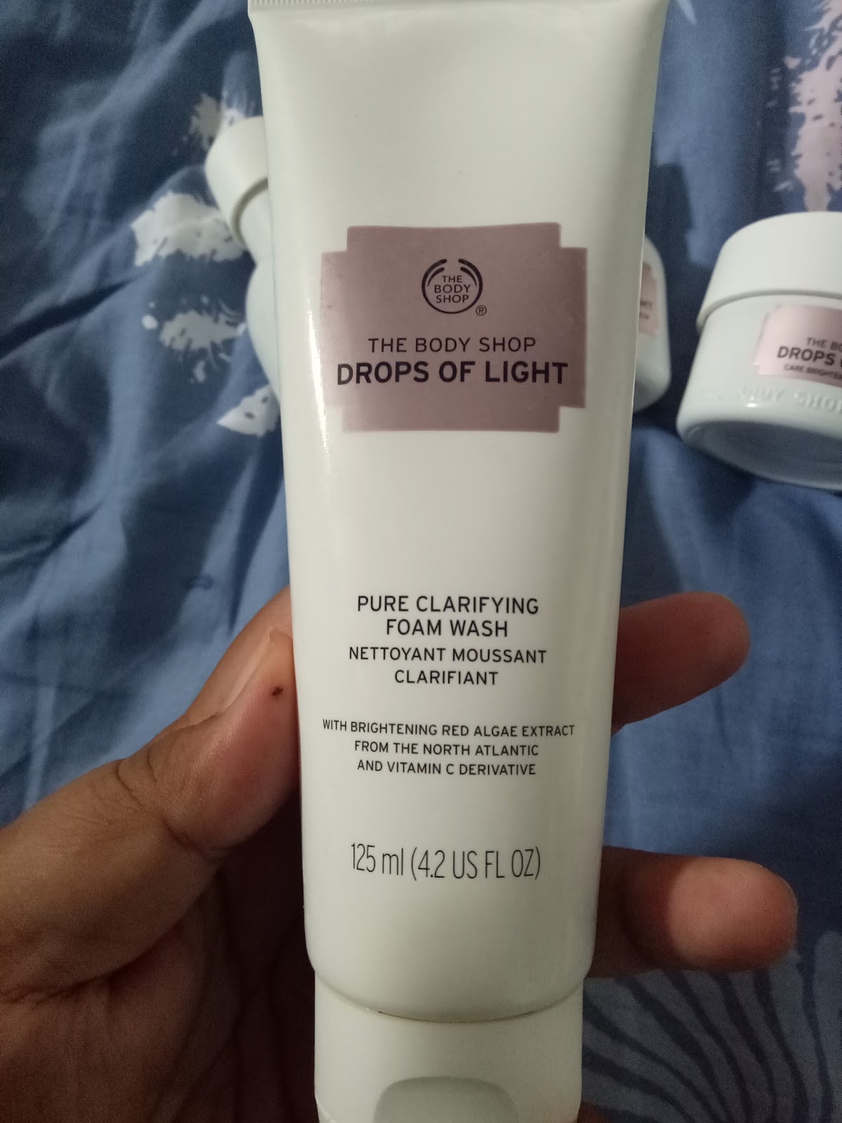 Penyesap Kopi dan Penguntai Kata: [REVIEW SKIN CARE] THE BODY SHOP DROP ...