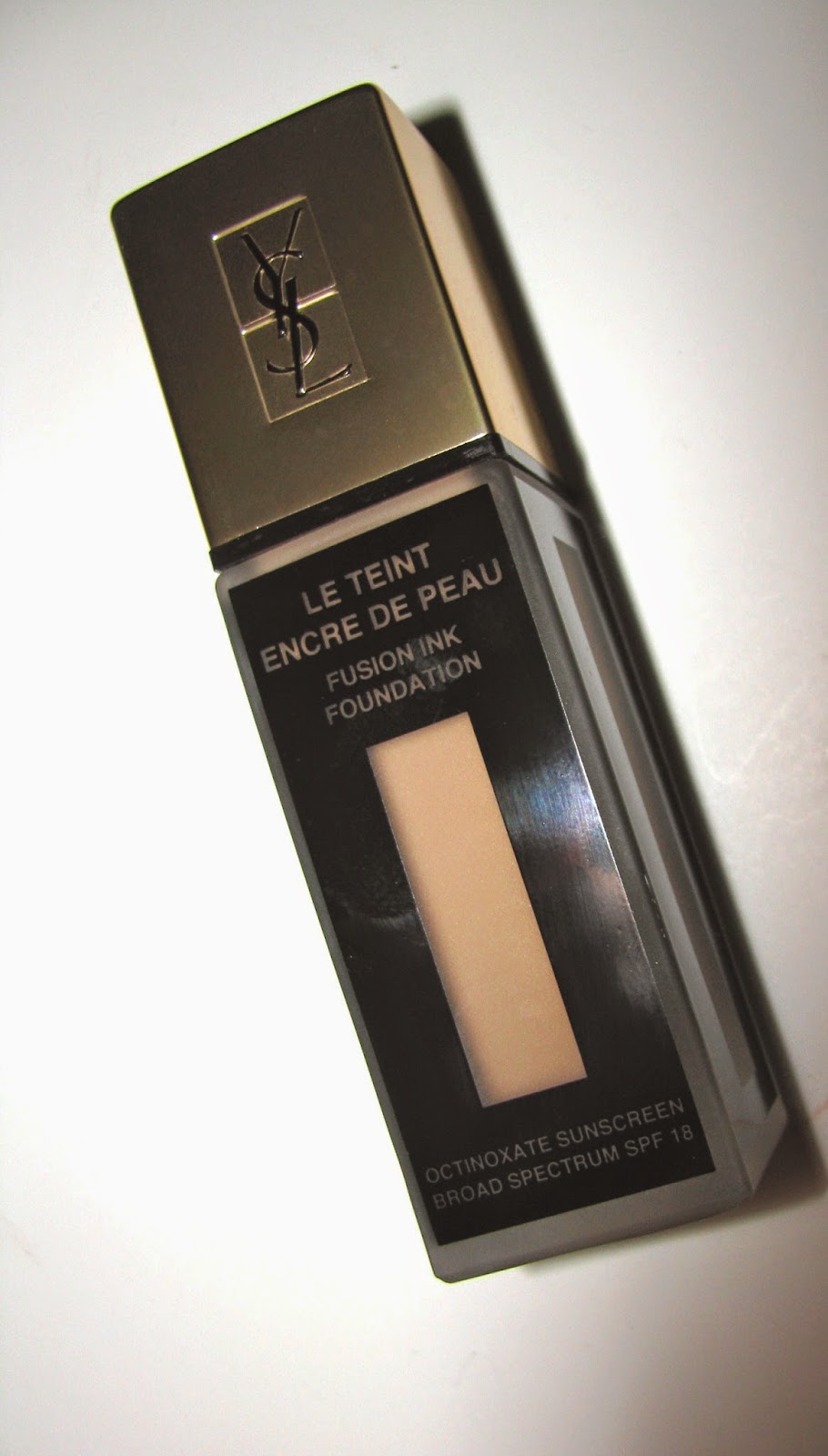 The Beauty Alchemist: YSL Fusion Ink Foundation