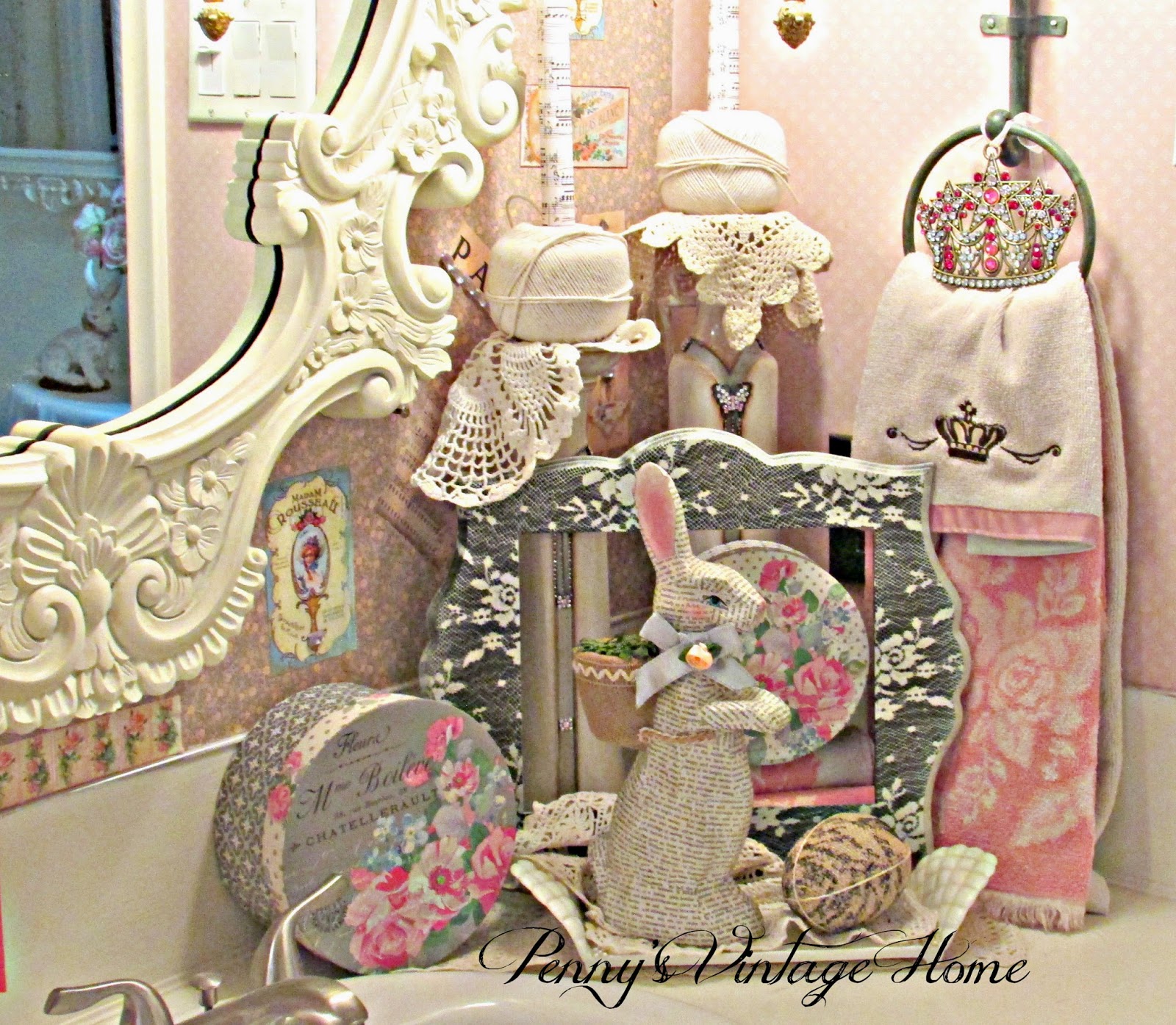Penny's Vintage Home: Bunny Love & 90% off Picture Frames