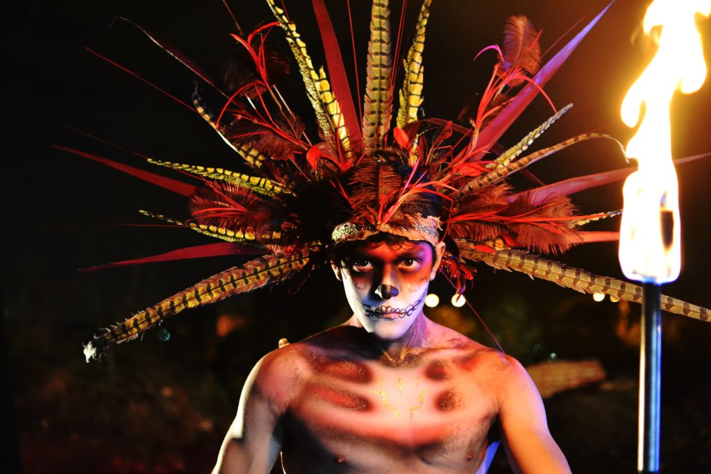 Favorite Hunks & Other Things: Not To Be Tried At Home: The Artistry Of ...