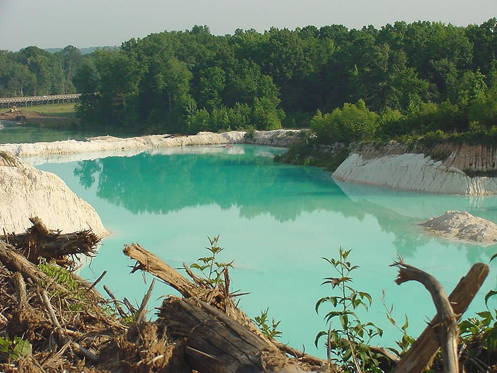 IMAGES OF OUR PAST - OLD KAOLIN PIT - U.S. HIGHWAY 441 AT BIG SANDY ...
