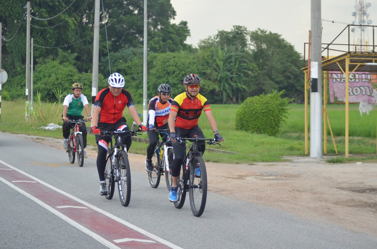 Gambar Kayuh Basikal