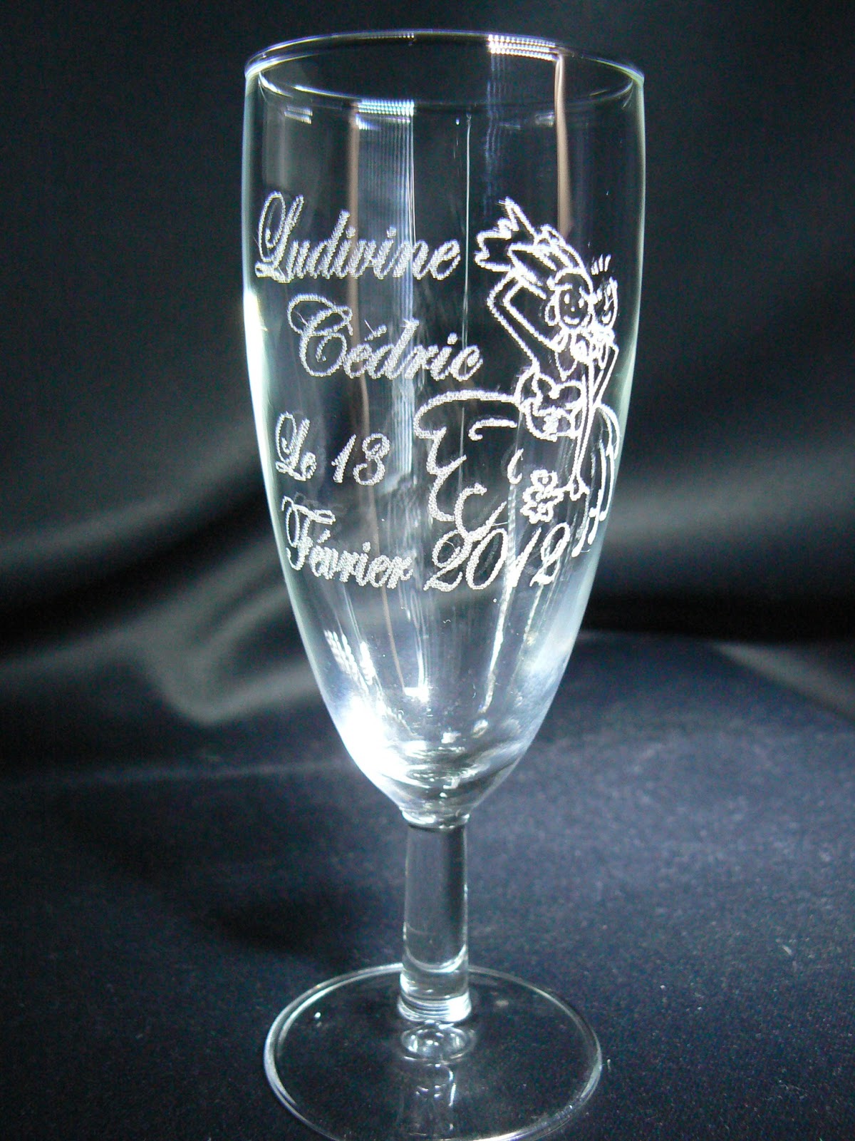 GRAVURE SUR VERRE,1.48€ Verre gravé,flute gravée,mariage,bapteme,cadeau ...