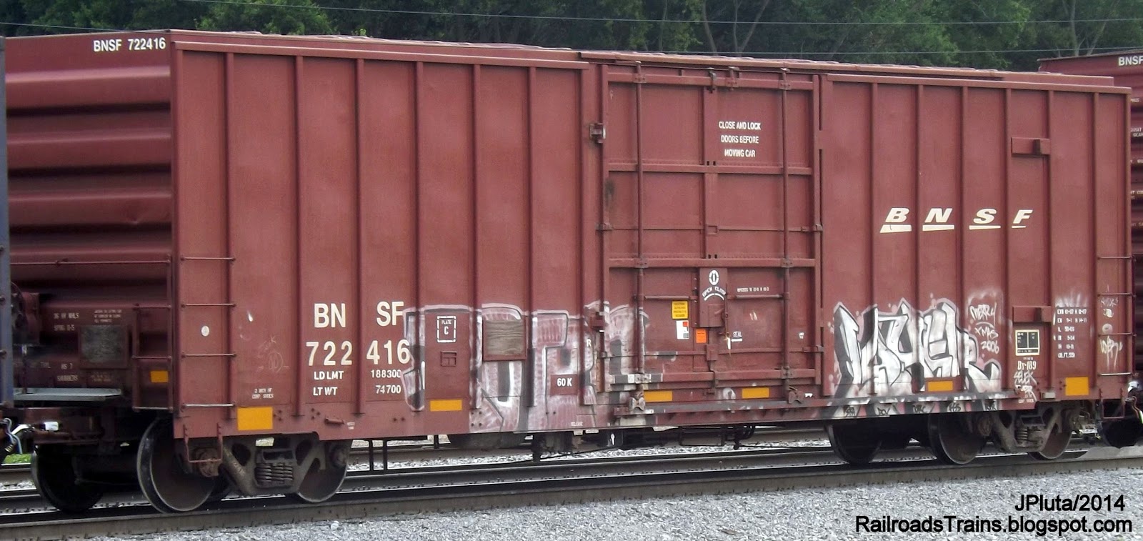 RAILROAD Freight Train Locomotive Engine EMD GE Boxcar BNSF,CSX,FEC,Norfolk Southern,UP,CN,CP ...