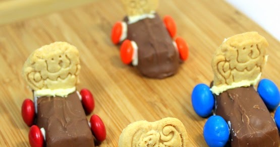 52 Ways to Cook: Candy Bar Race Cars - 52 Snacks for Children's Church