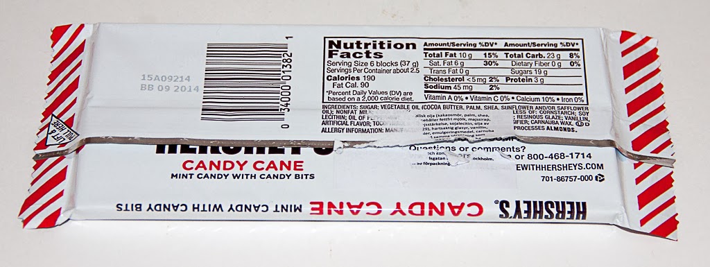 Candynstuff: Hershey's Candy Cane Bar