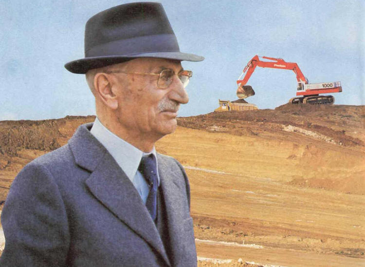 HEAVY MACHINERY MUSEUM: Poclain S. A.