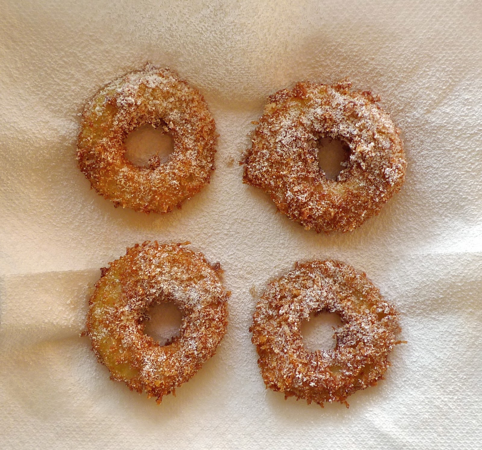 siriously delicious: Crispy Fried Apple Rings