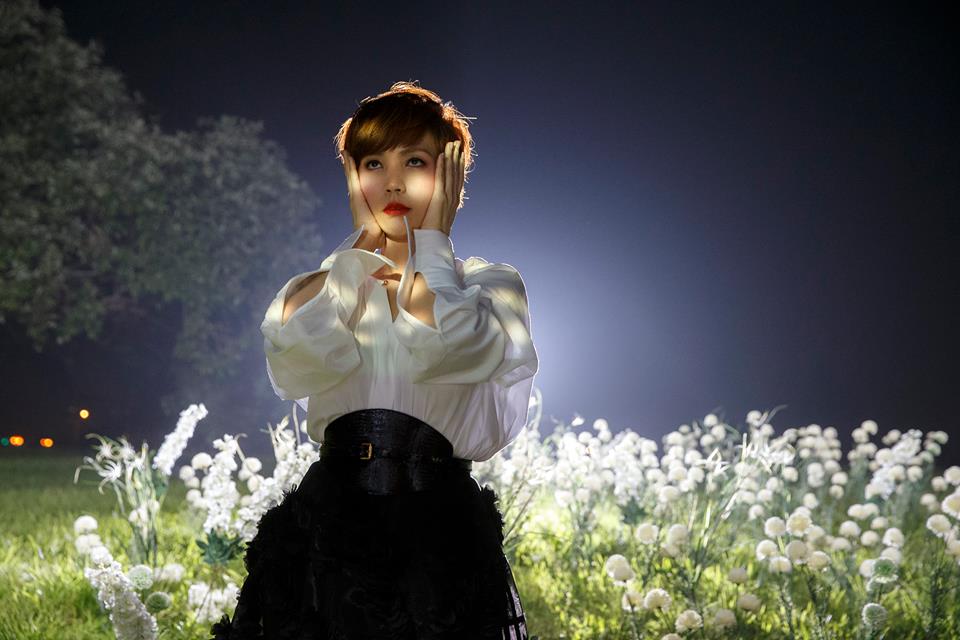 Kit Chan 陳潔儀 - Tian Tang Bian Yuan 天堂邊緣 Lyric with Pinyin - Music ...