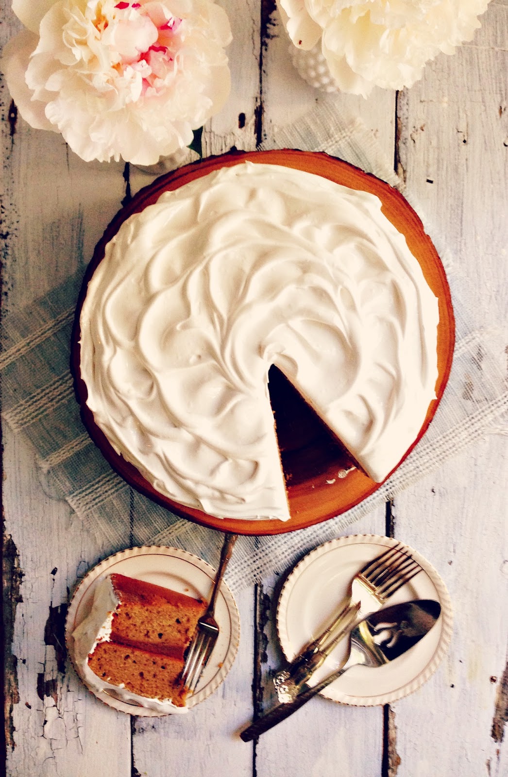 sweetsugarbean: Blowtorch Optional: S'more Layer Cake with Salted Milk ...