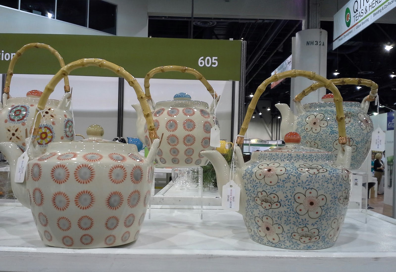 茶 Tea Dreams 梦: World Tea Expo 2013 – Tea Pots and Tea Pops