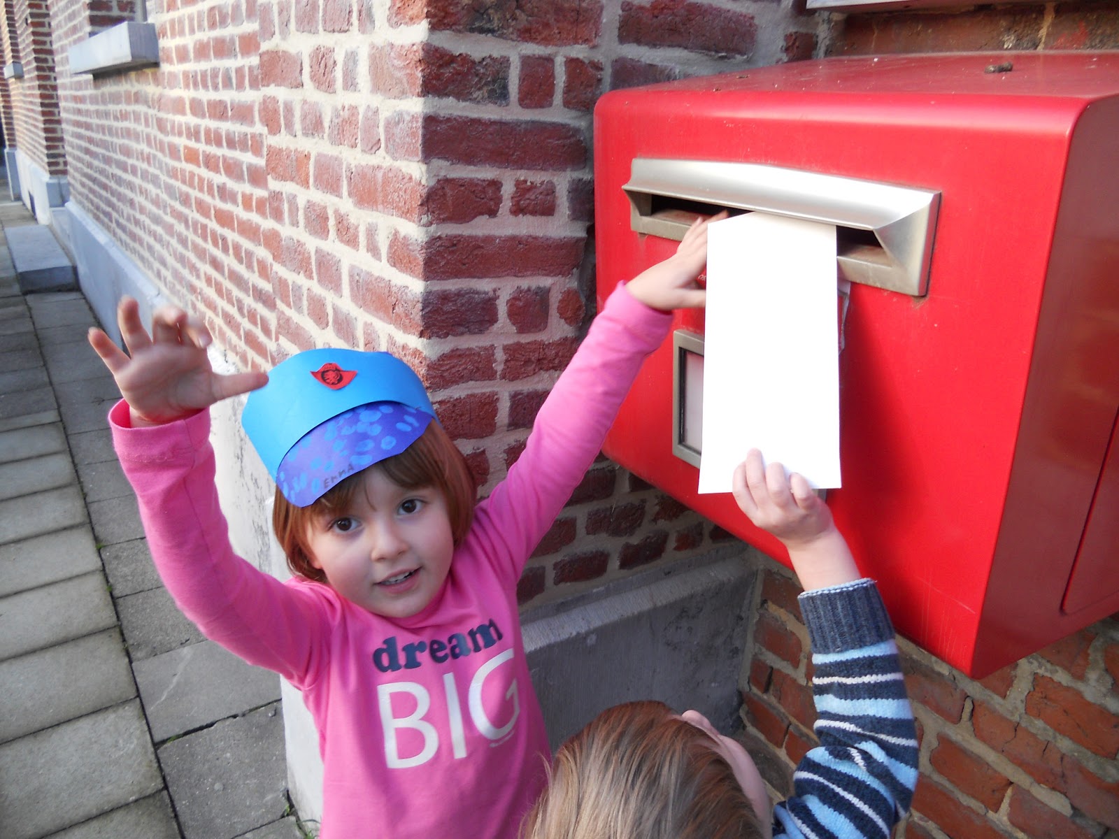 kleuterschool Puur Natuur: Thema; de postbode