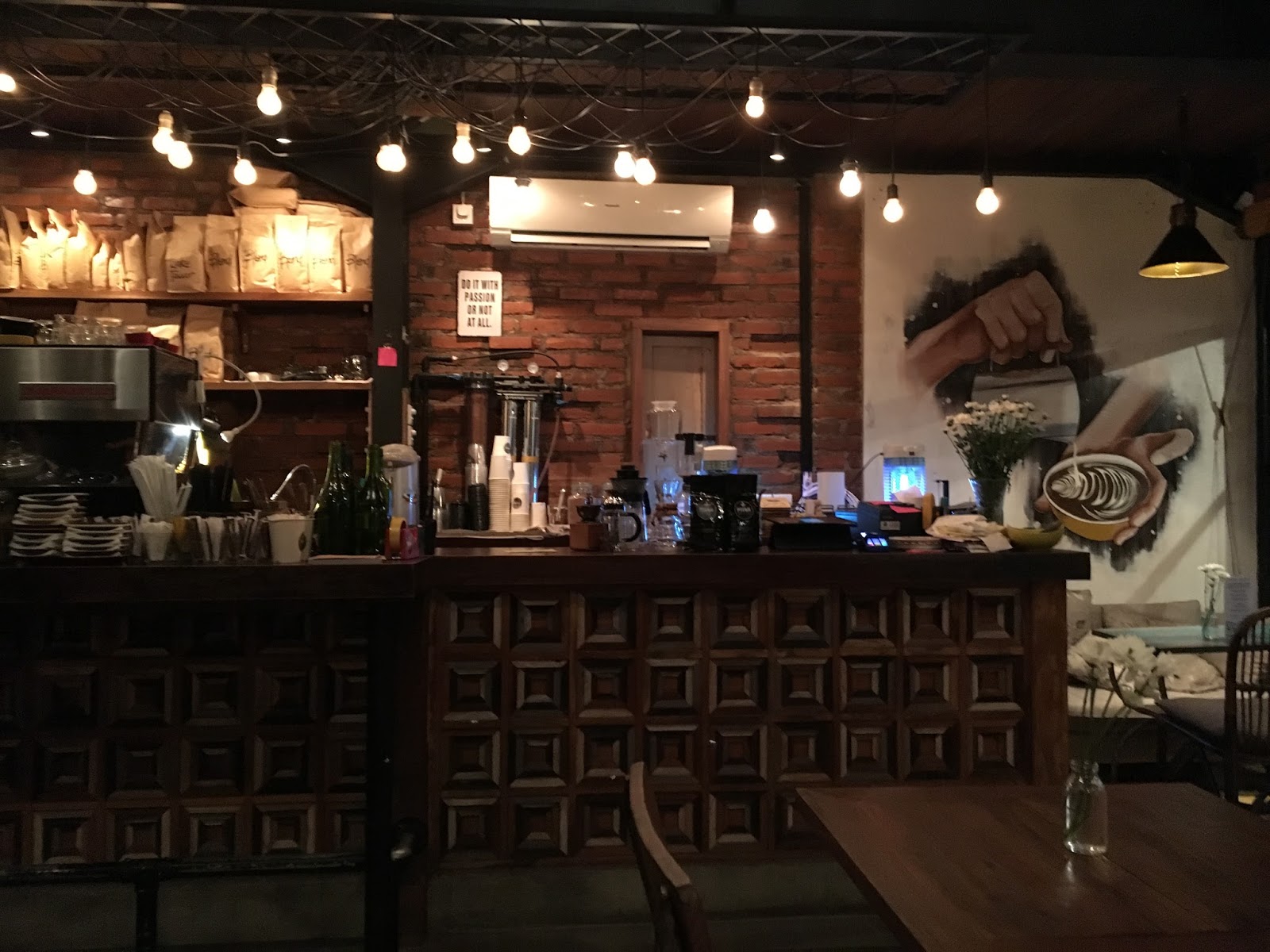 Pison Coffee - Seminyak, Bali - Travel is my favorite Sport