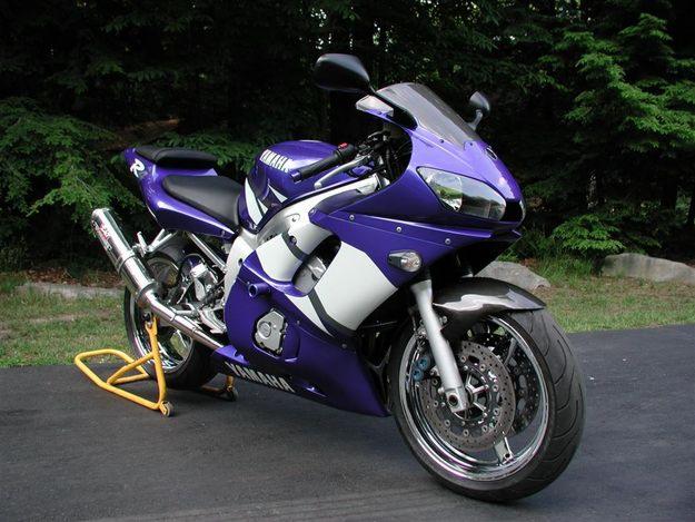 auto stark bikes: Yamaha YZF-R6 WorldGP 50th Anniversary Edition