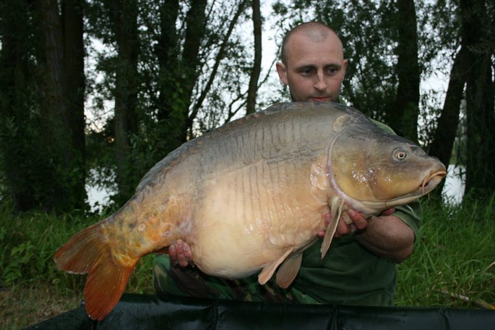 Carp fishing with Hortonfishing.com: Graviere de la Traque : Lee ...