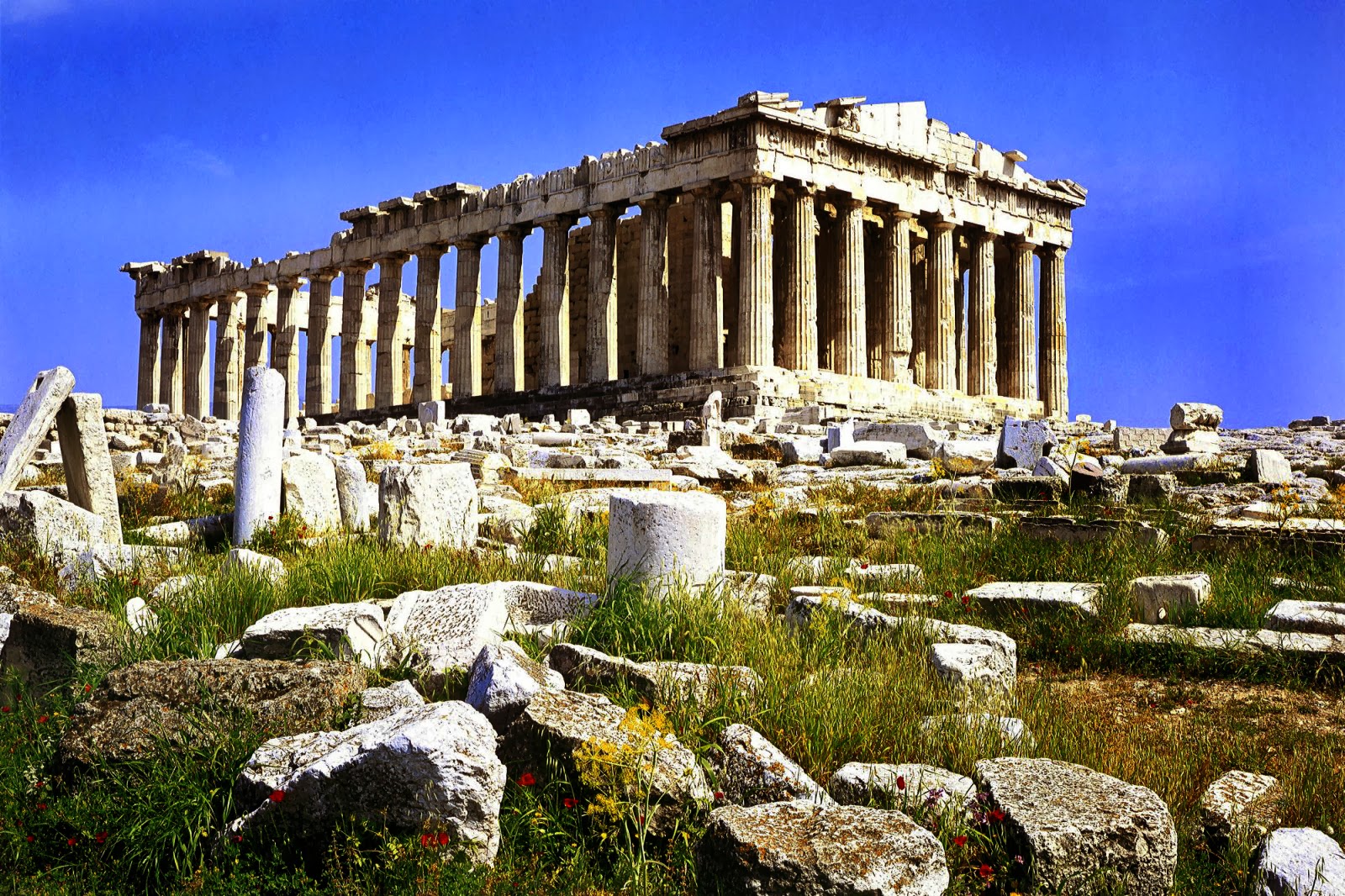 The historical Acropolis kingdom of Greece - Beautiful Traveling Places