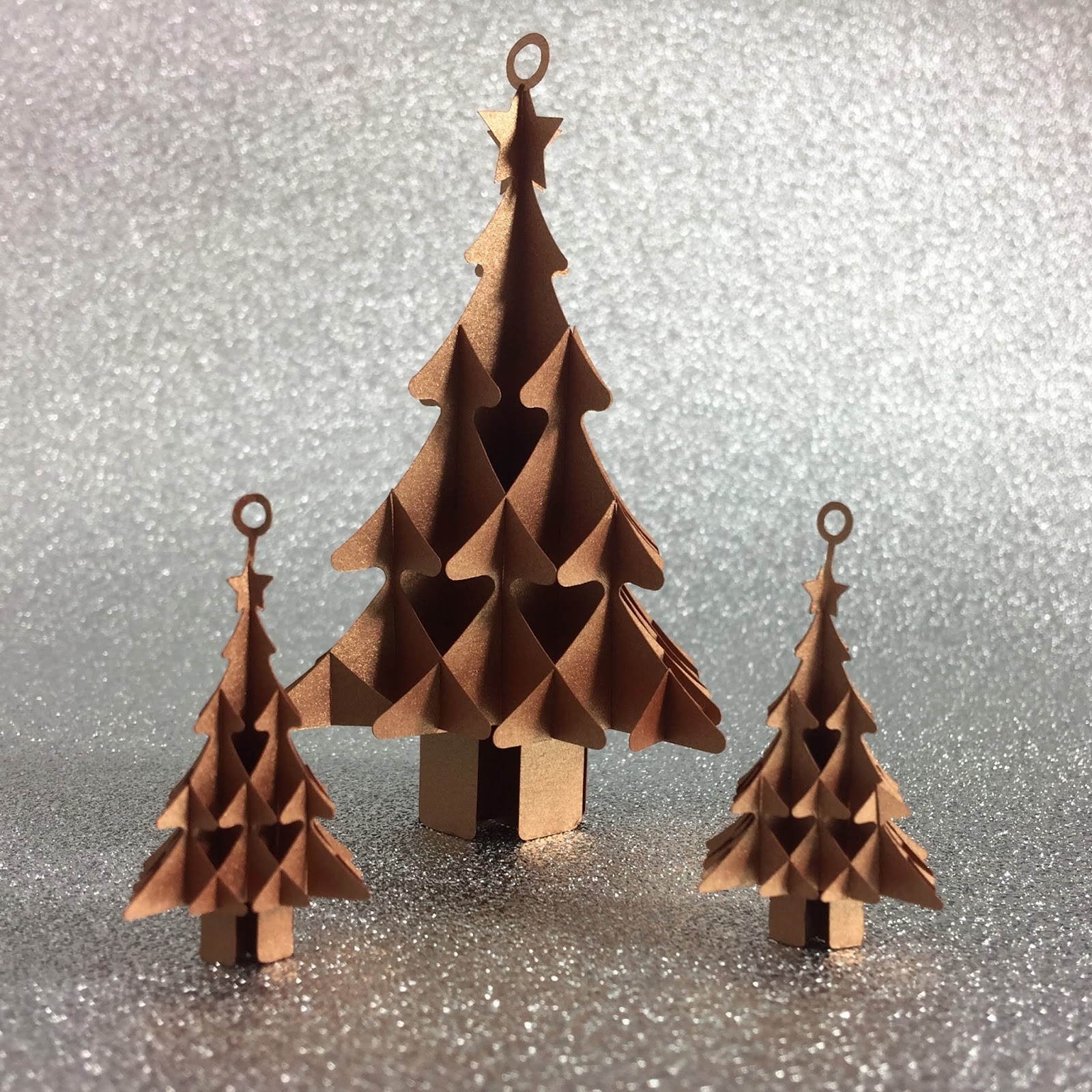 Silhouette UK: Sliceform Christmas Tree with FREE Cut File - 2nd Day of ...
