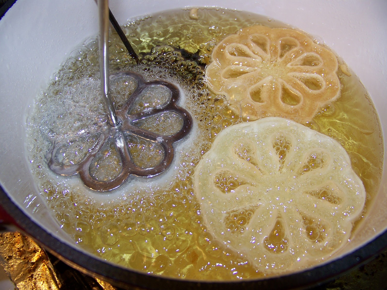 Kitchen Simmer: Sri Lankan Kokis