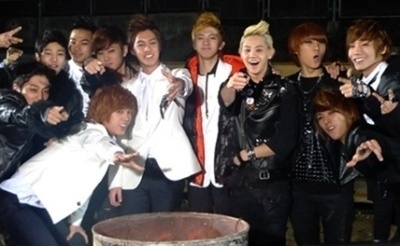 [Pann] Friendly photos taken with representative rivals