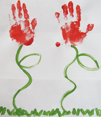 itmom: Handprint Flowers