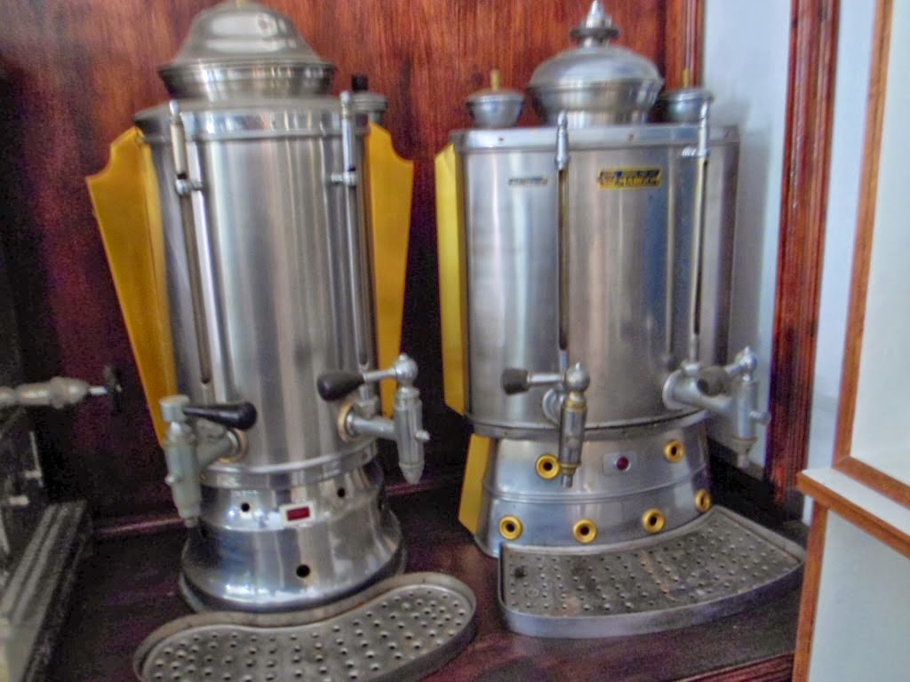 RUAS DE LISBOA COM ALGUMA HISTÓRIA: CURIOSIDADES SOBRE A "BICA-CAFÉ"