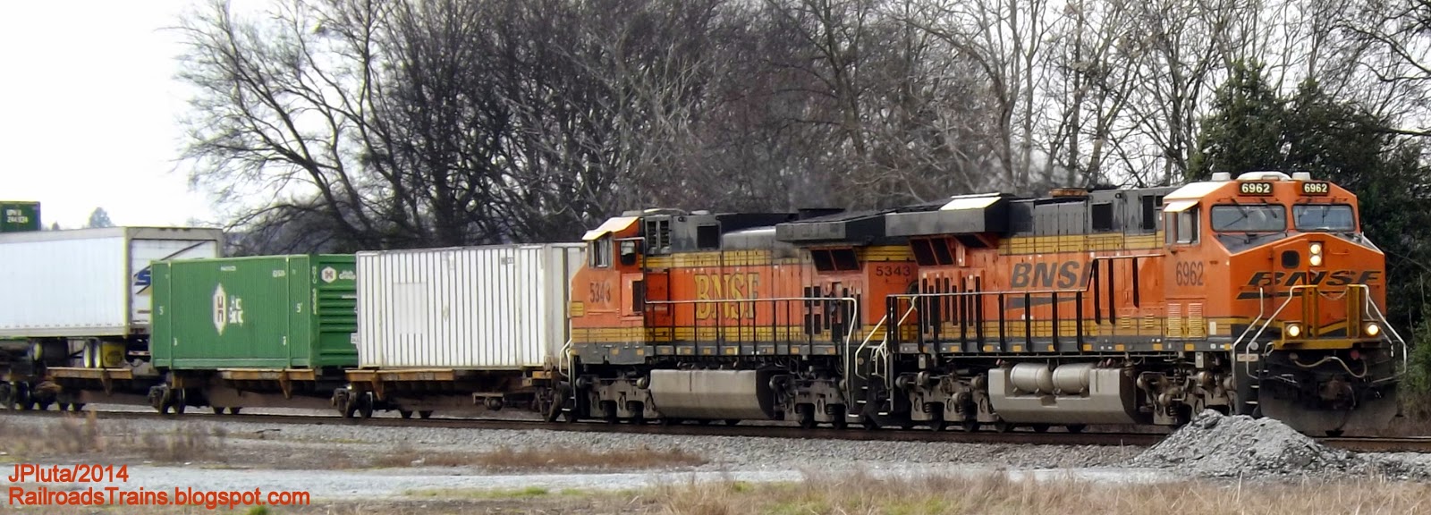 RAILROAD Freight Train Locomotive Engine EMD GE Boxcar BNSF,CSX,FEC,Norfolk Southern,UP,CN,CP ...