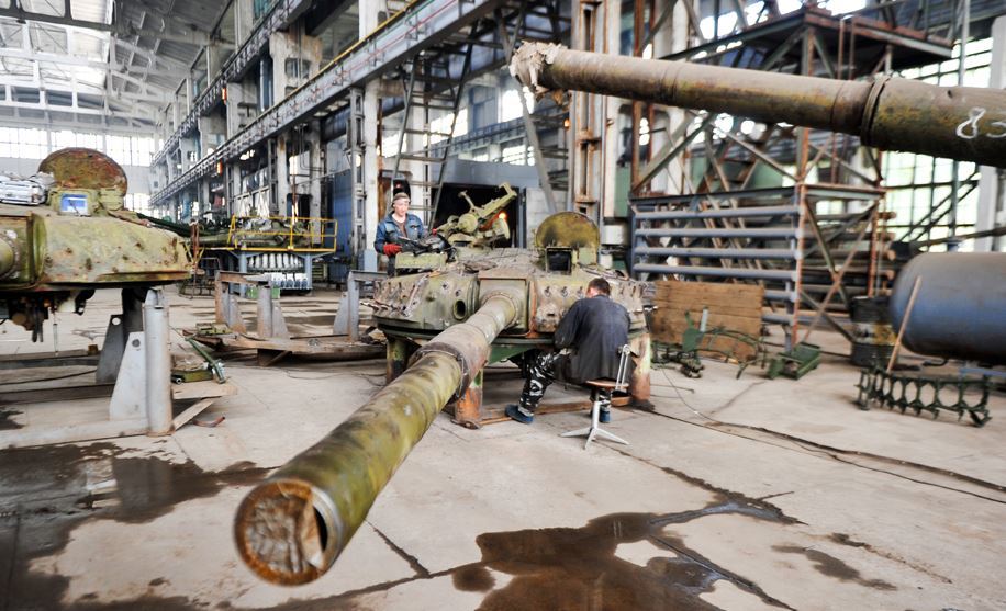 Asian Defence News: Ukraine T-80 tank overhaul factory