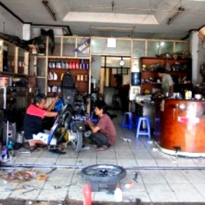 Bengkel Modifikasi Motor, Usaha yang Menjanjikan | Bogor Channel