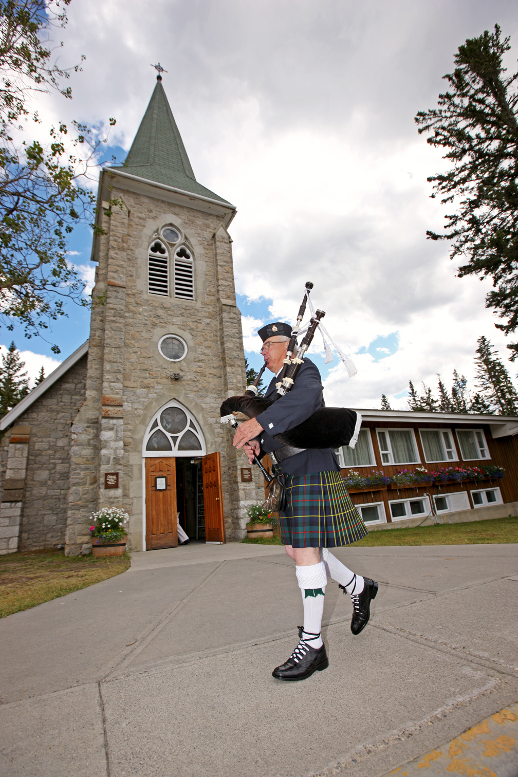 Alpine Peak Photography: Kananaskis Wedding Photographers - Janis ...