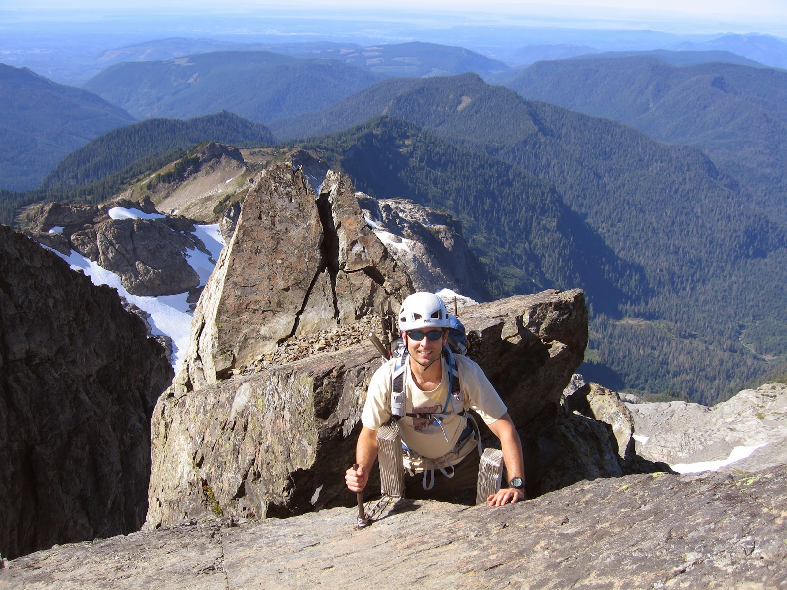 Run-Hike-Play: TBT Hiking Post From Hubby - Three Fingers Hike