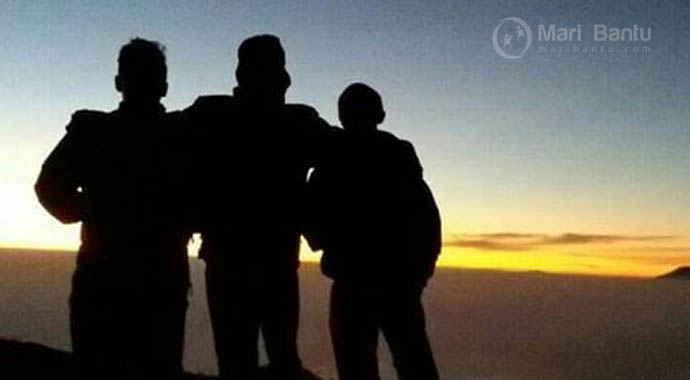 Mengajak Orang Lain Berbuat Kebaikan ~ Mari Bantu