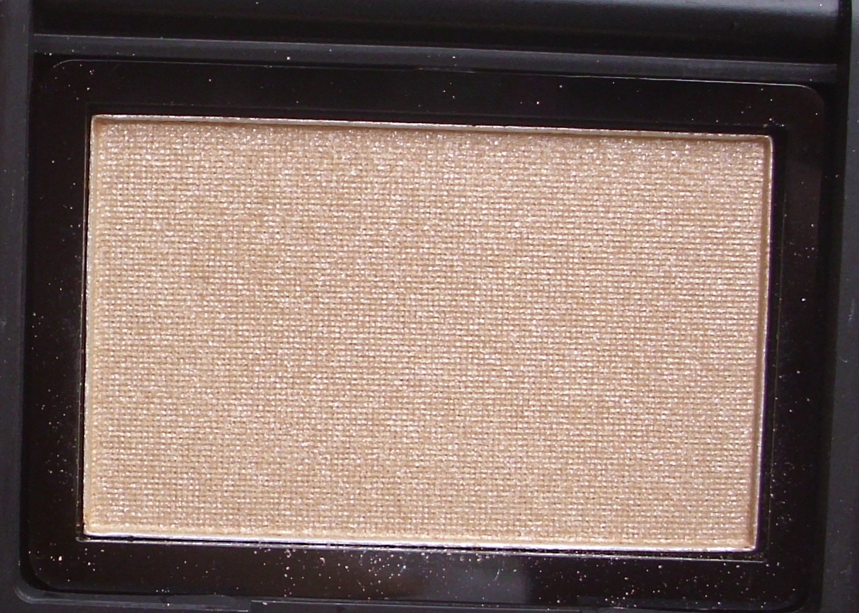 *Nina's Bargain Beauty*: e.l.f Studio Single Eyeshadow Review