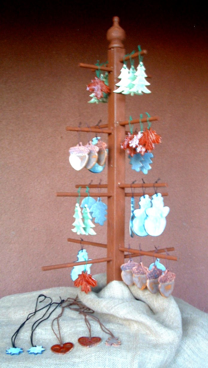 Blue Starr Gallery: Ornament Display Tree