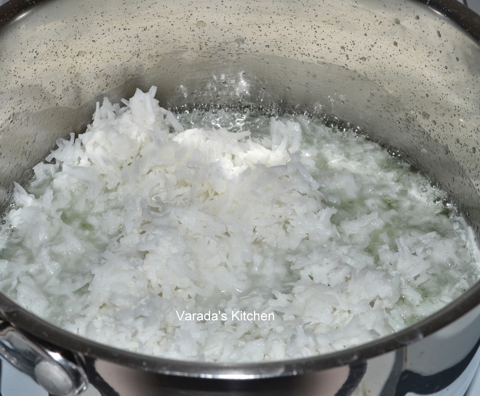 Kashata Za Nazi (Coconut Cake)