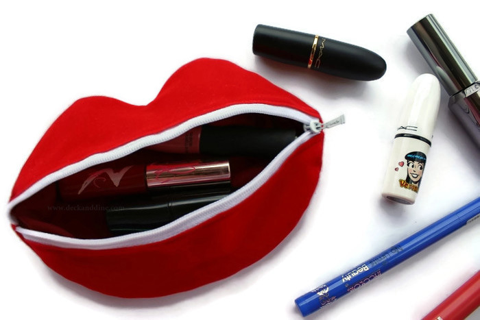 DIY Fashion: Fun Lip-Shaped Pouch - Deck and Dine
