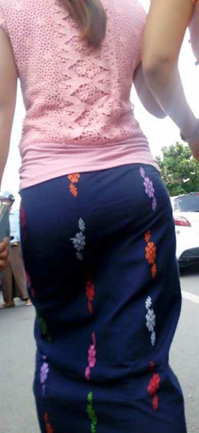 On Line လဘက္ရည္ဆိုင္ လိုးေကာင္းမဲ႔ ဖင္