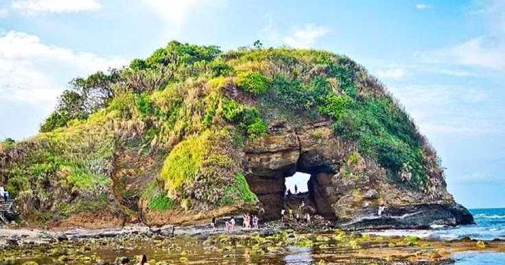 Philippines Place: Bantay Abot Cave