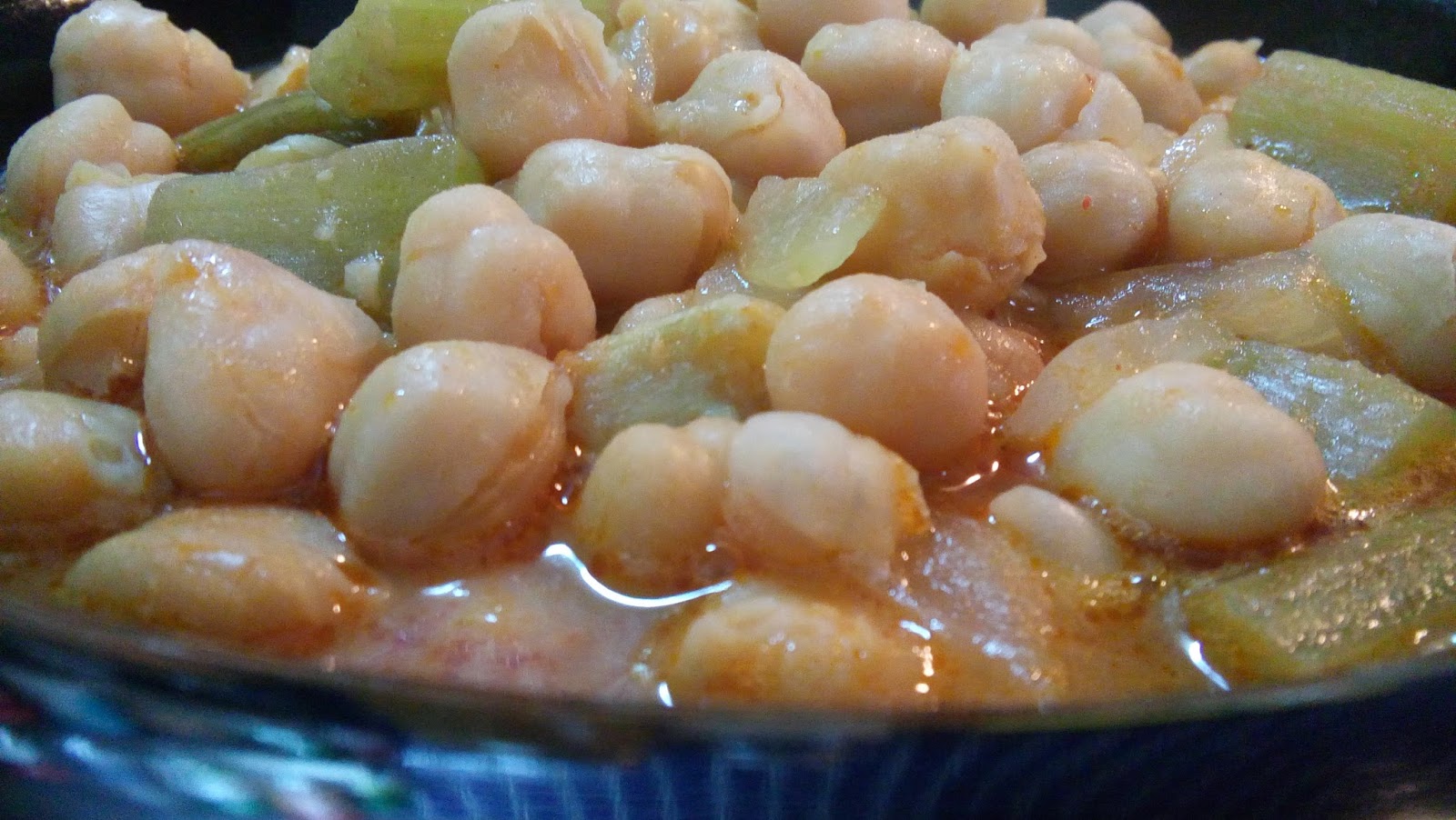 MI COCINERA FAVORITA : GARBANZOS CON CARDILLOS