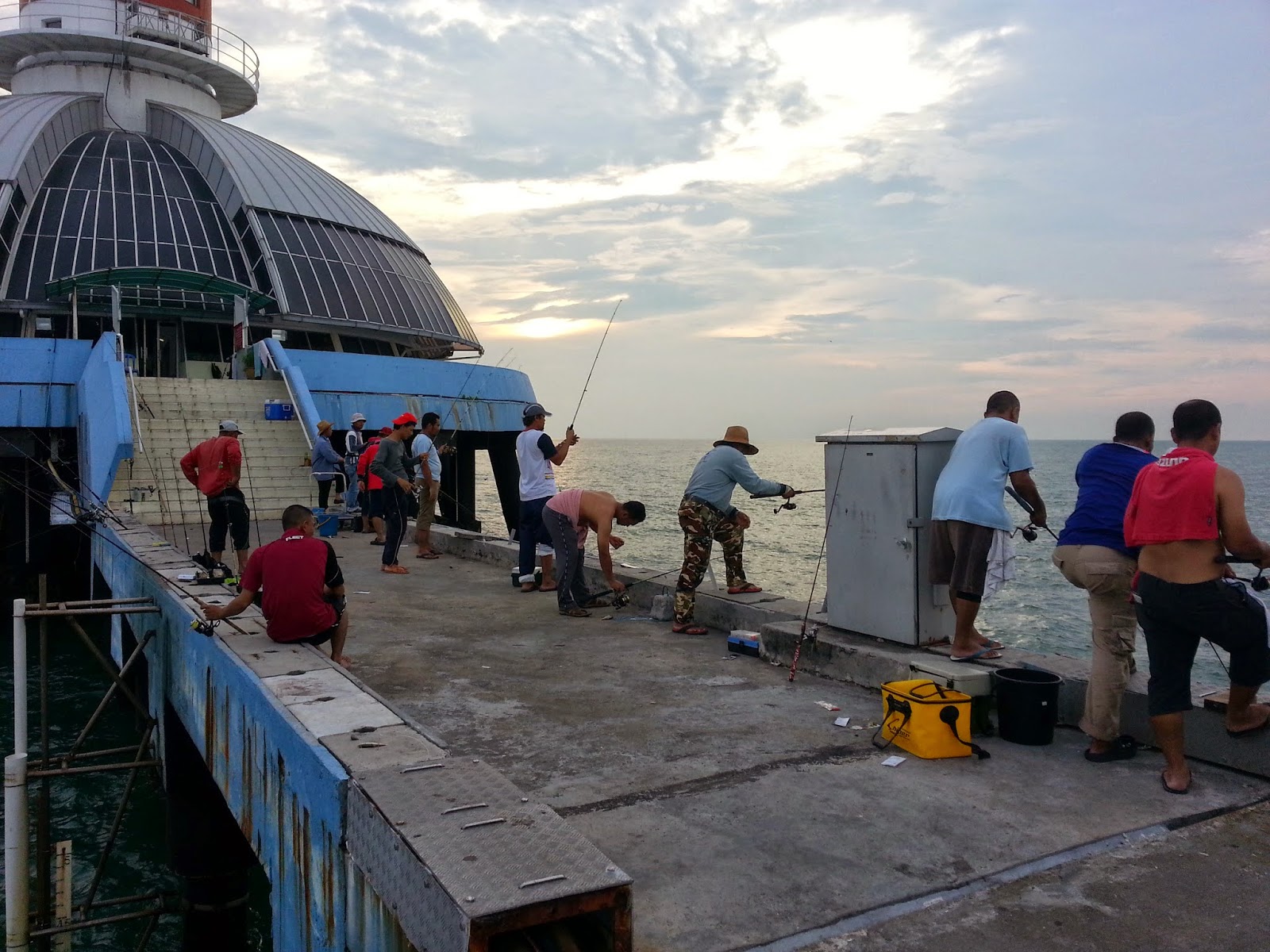 ~ SeTuLUs KasIh SeIkhLas HatI ~: Pengalaman Pertama Memancing di One ...