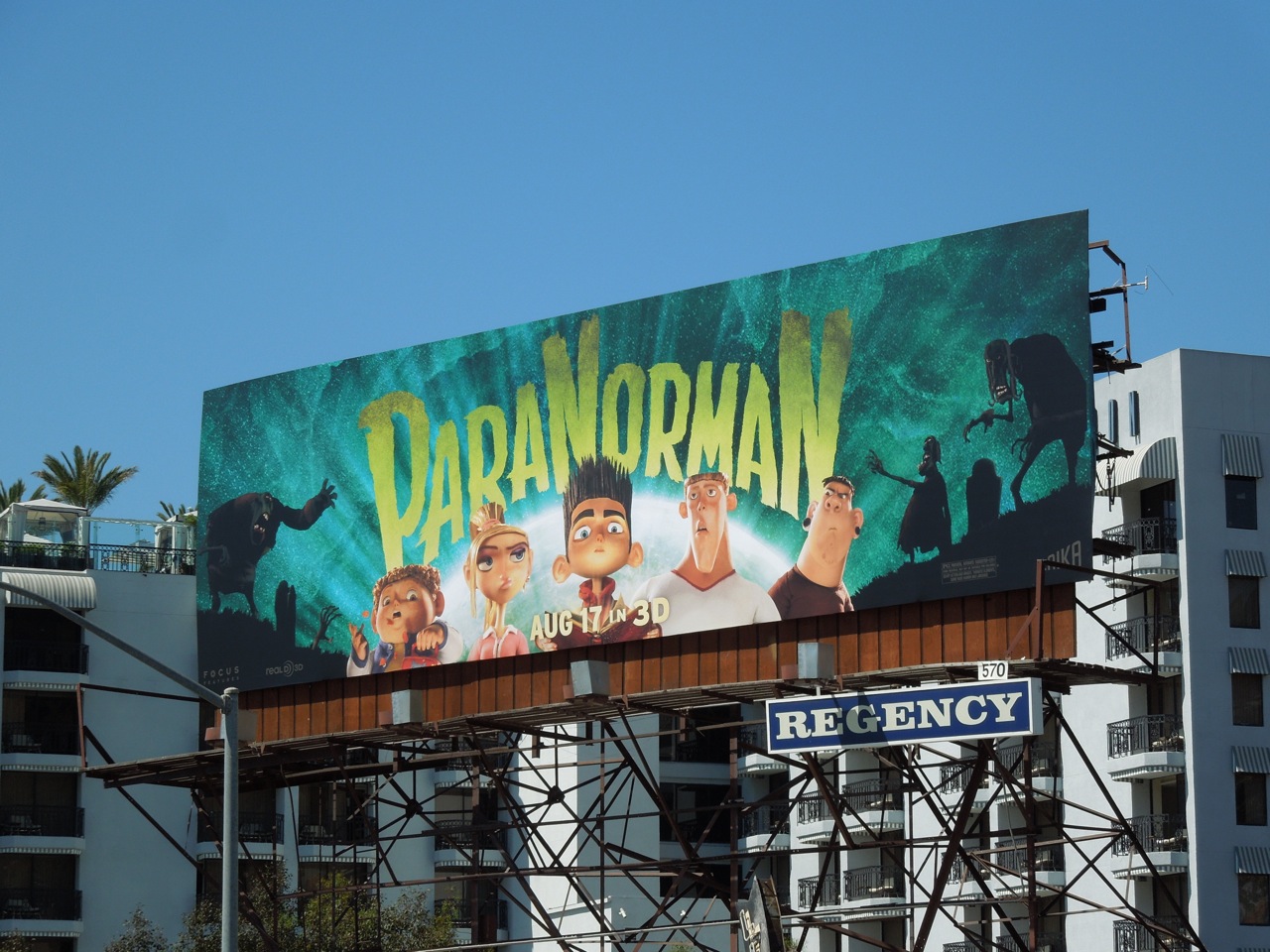 Hollywood Movie Costumes and Props: ParaNorman stop-motion puppets and ...