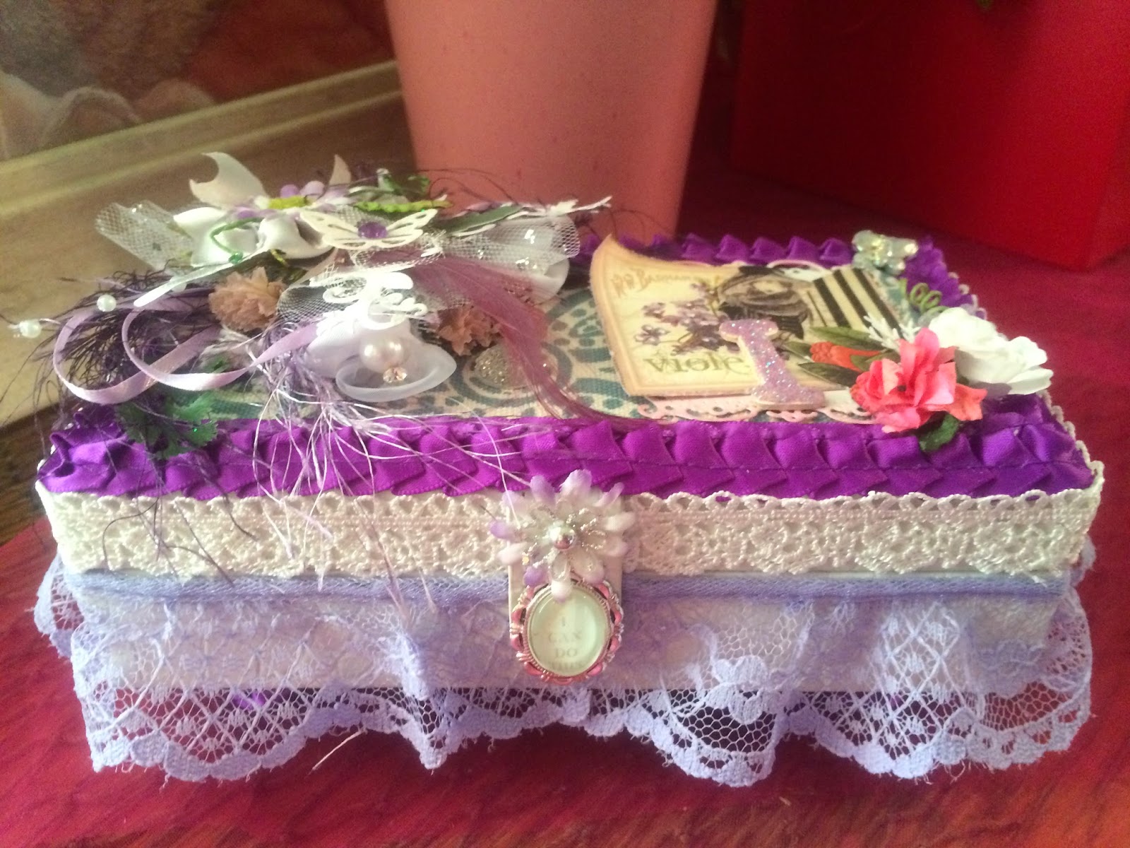 crafty-artsy-designs-altered-shoe-box-as-a-gift-box