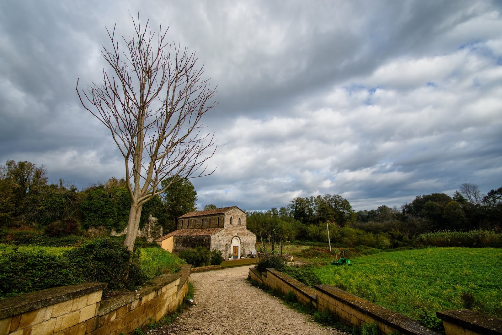 Monte Massico ed il territorio tra i fiumi Garigliano e Volturno: San ...