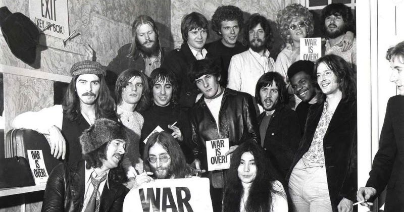 Rare Photographs From John & Yoko’s “Peace For Christmas” UNICEF ...