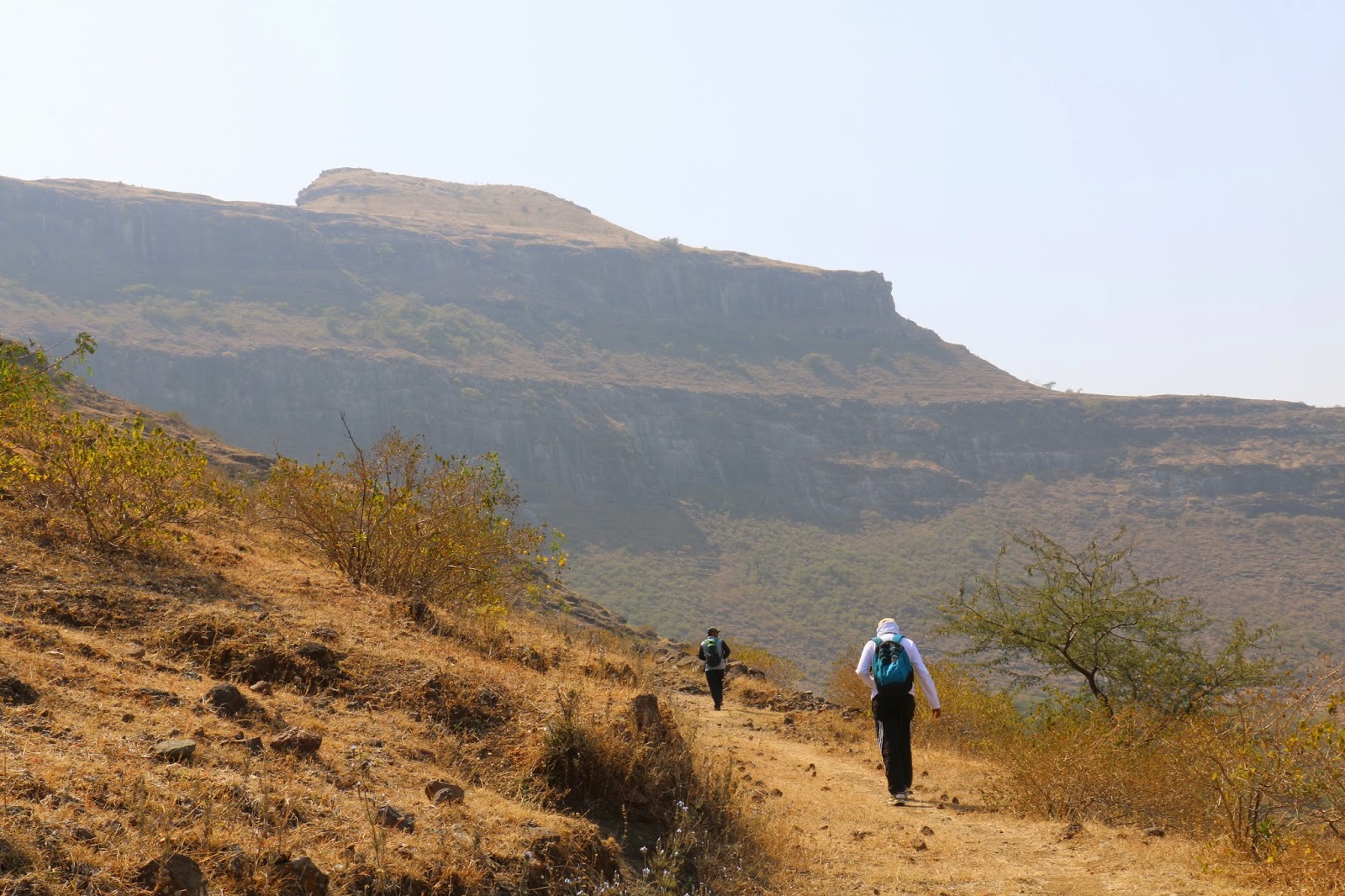 Prashant Kothawade's blogs: Hiking in Manmad Region -- Part 1 (Katra to ...