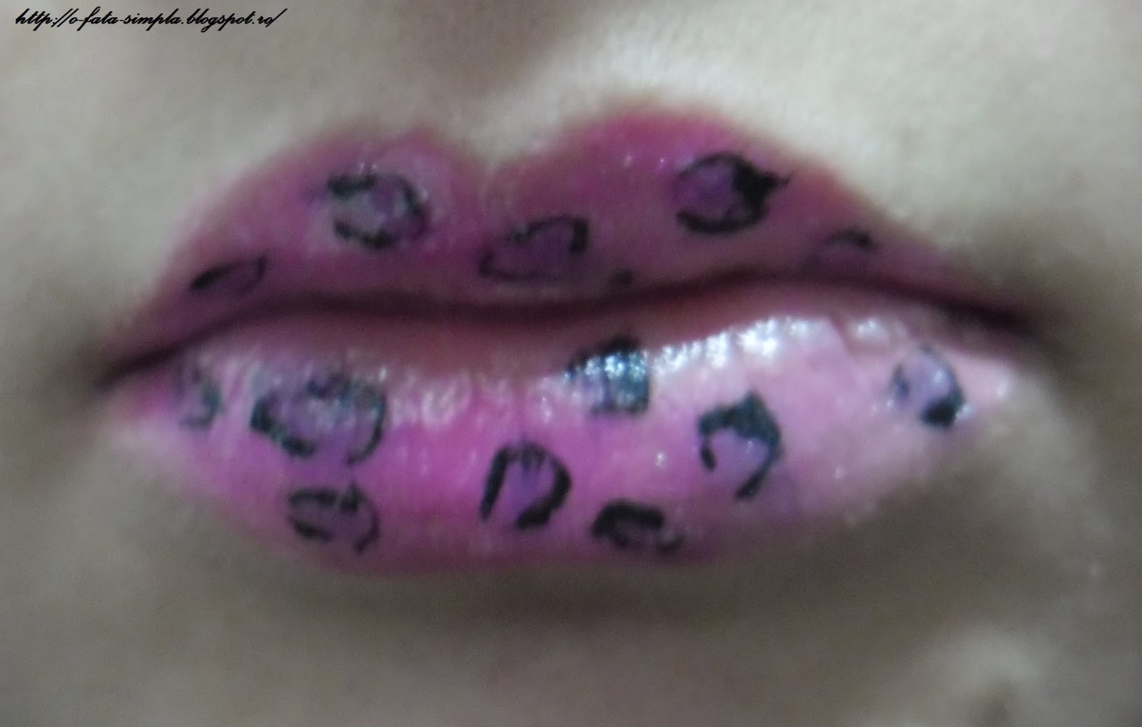 O fata simpla: Leopard print lips