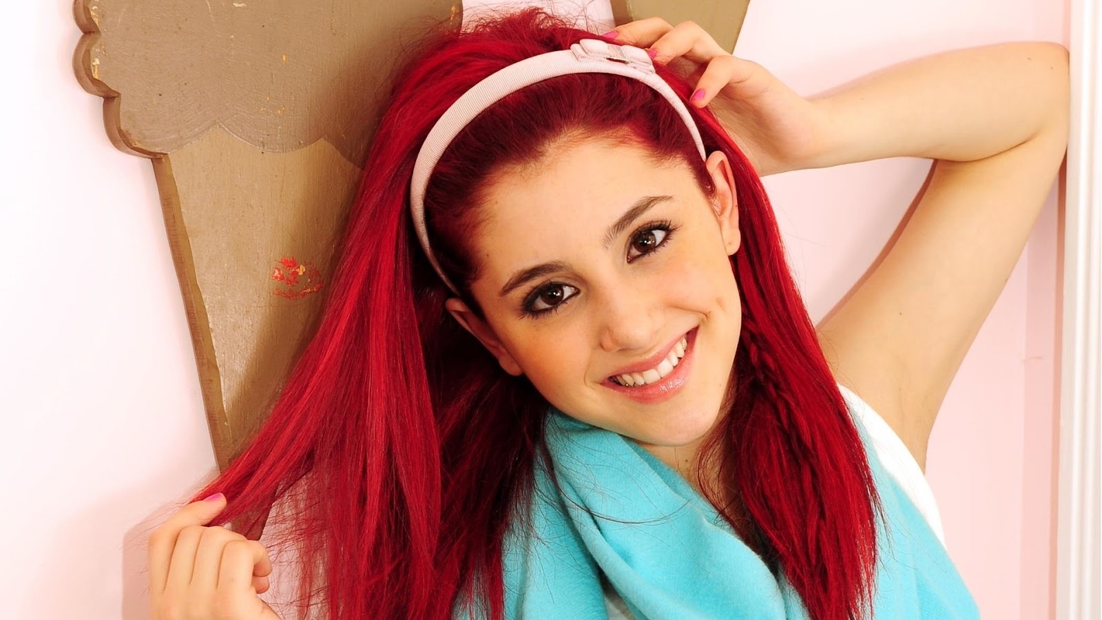 Ariana Grande Hot: Ariana Grande Hot Wallpaper 2013