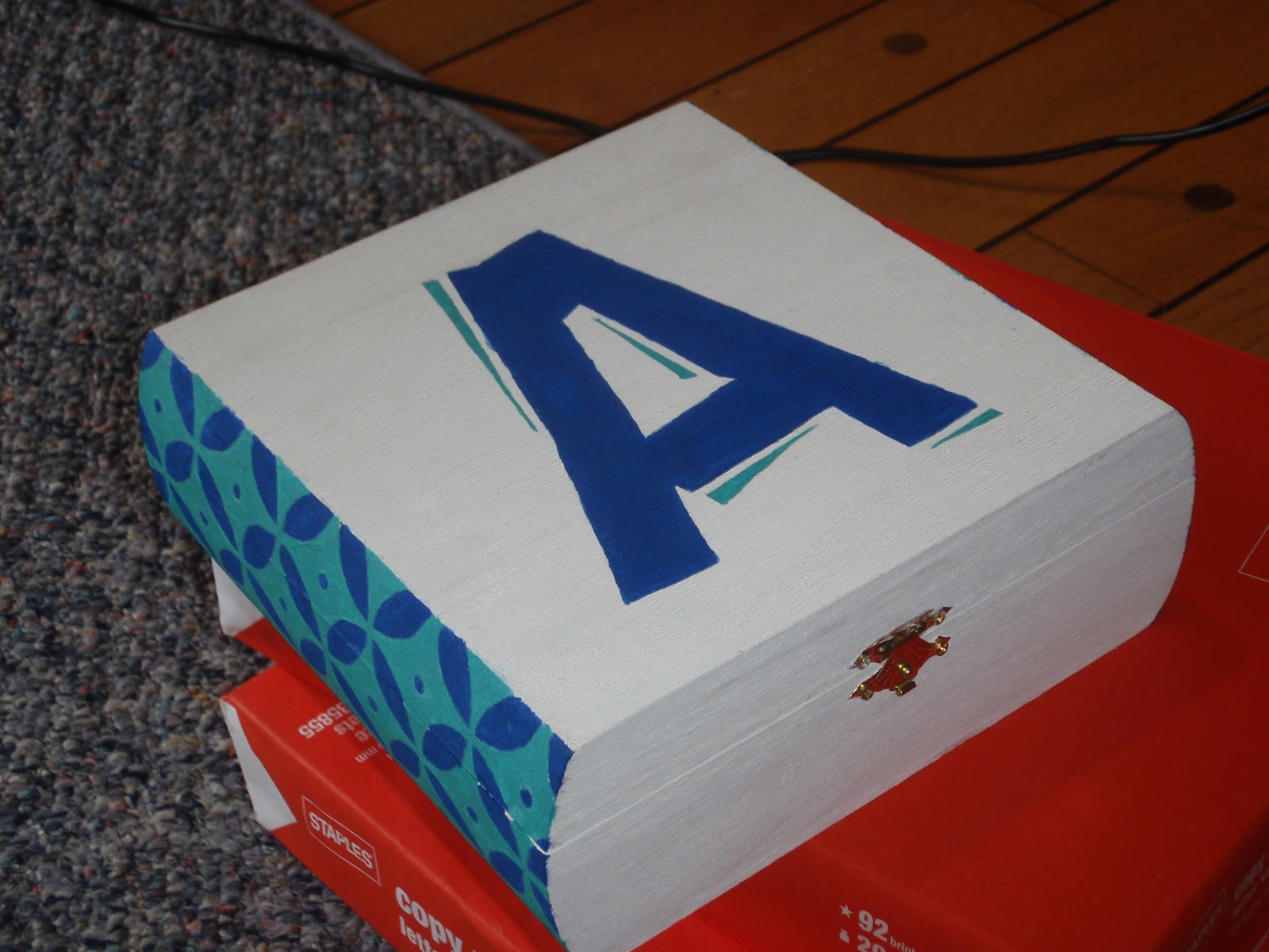 College Crafter: Balsa Wood Boxes