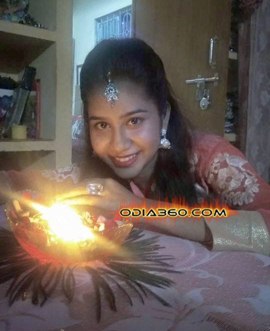 Nikita Mishra Biography,Wiki, Height, Weight, Age, Family, Wallpapers