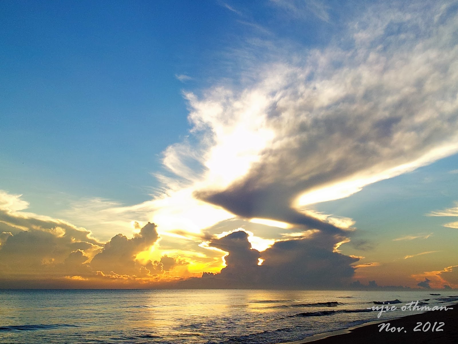 Titian Perjalanan : Langit Pagi Nan Indah!